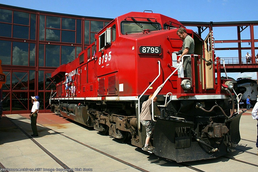 CP 8795